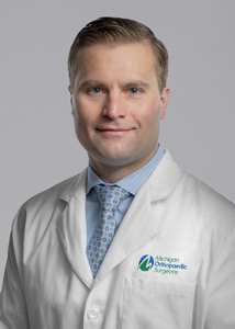 Uncemented Reverse Total Shoulder Arthroplasty as Initial Treatment for ...